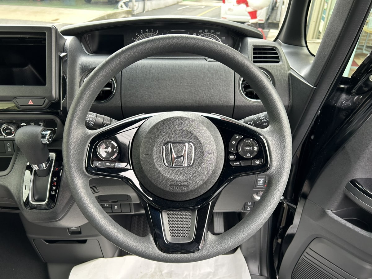 未使用車・新古車の専門店ソーサン川口店｜ホンダ・N-BOXカスタム(L)1578 | クルマを検索